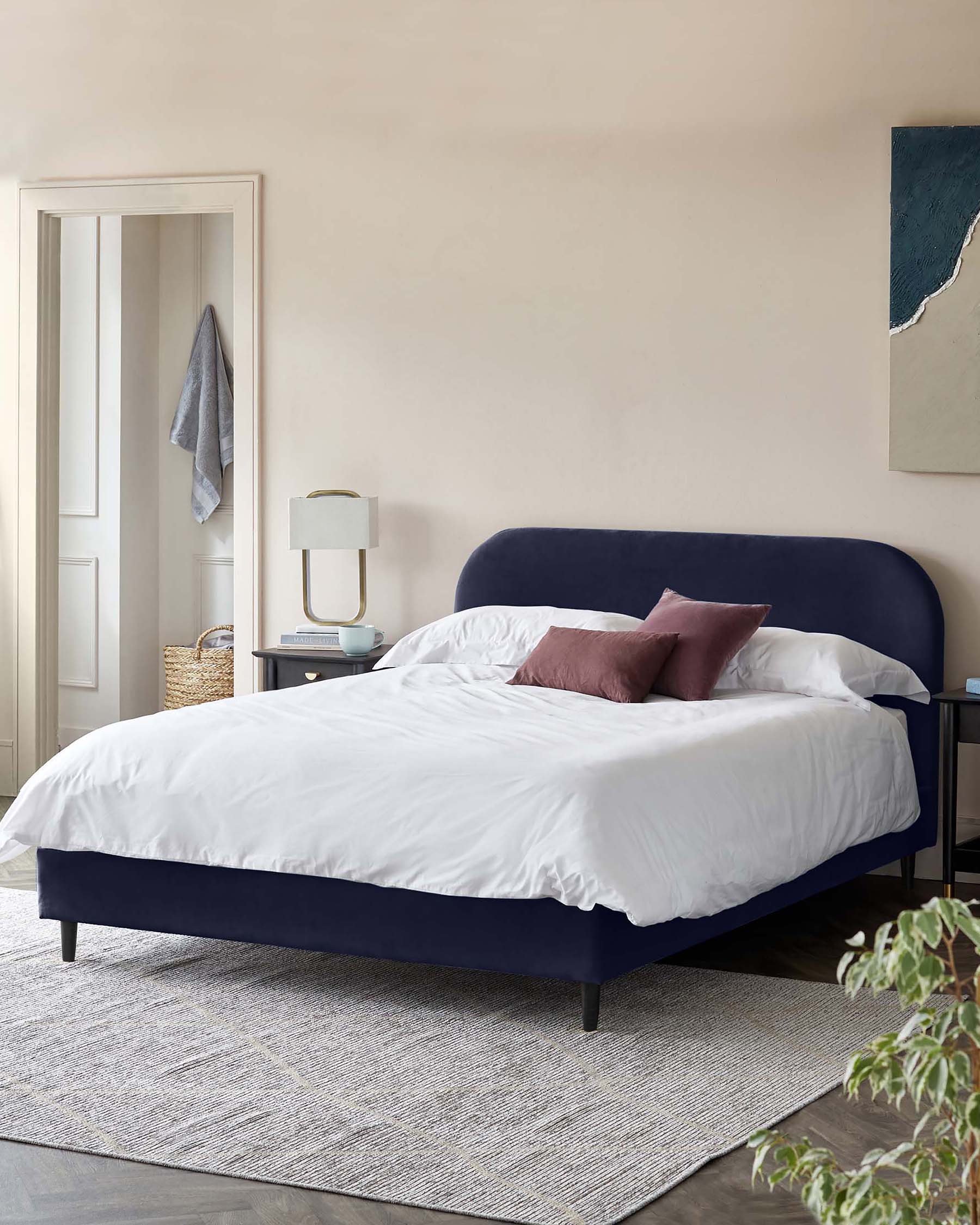 Hampton dark navy velvet double bed – Danetti
