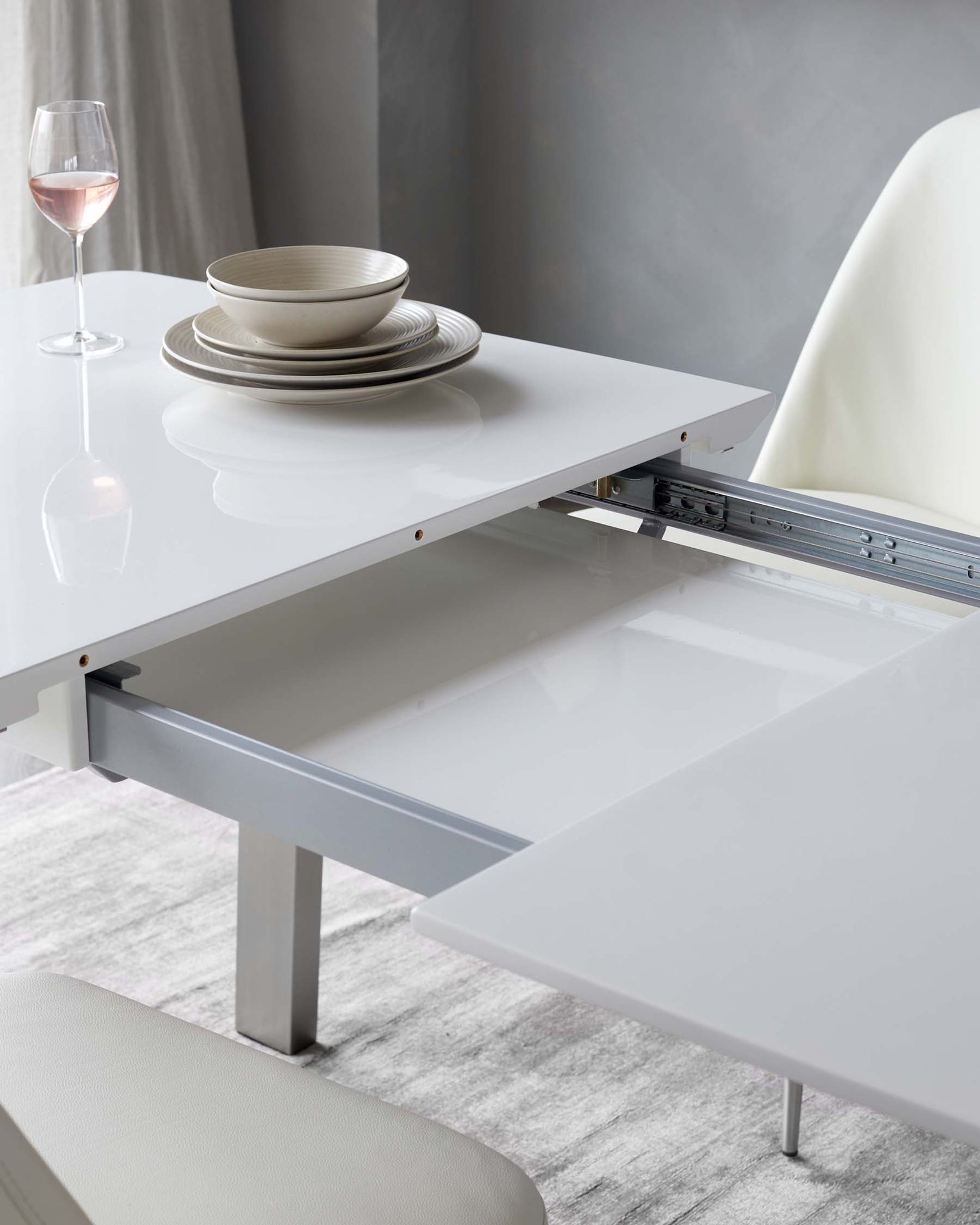 Assi White Gloss Extending 6 to 8 Seater Dining Table by Danetti