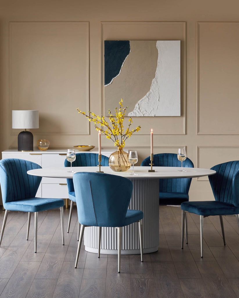 Austin Ceramic fluted dining table | Danetti