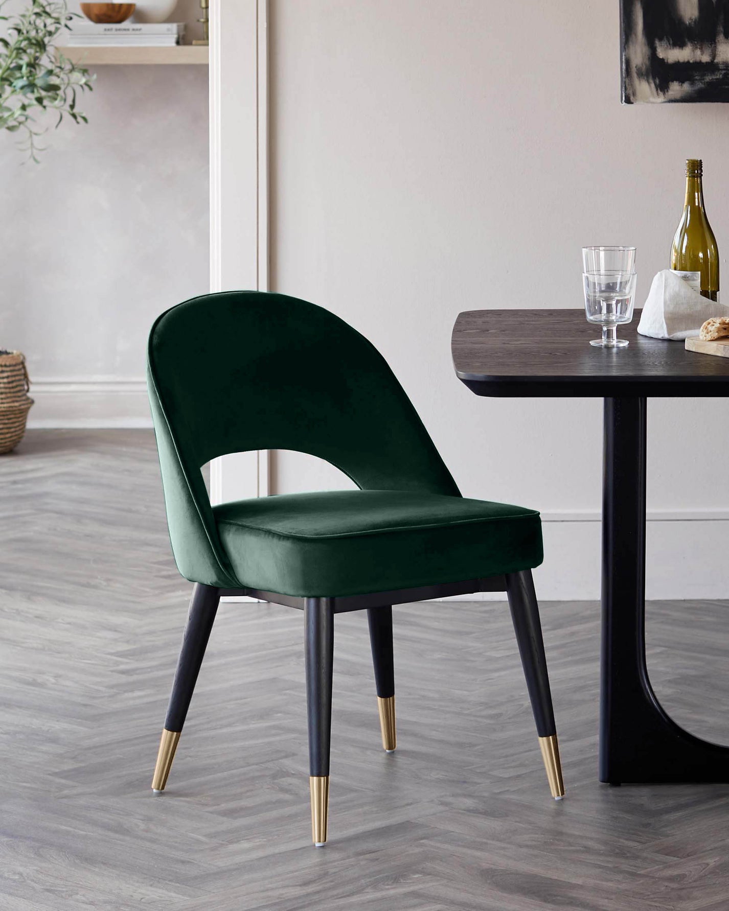Clover Dark Green Velvet Dining Chair – Danetti