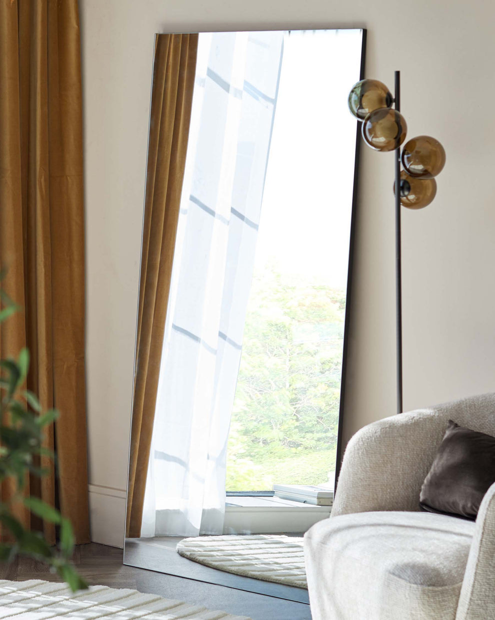 Devin Large Full Length Leaner Mirror Black – Danetti