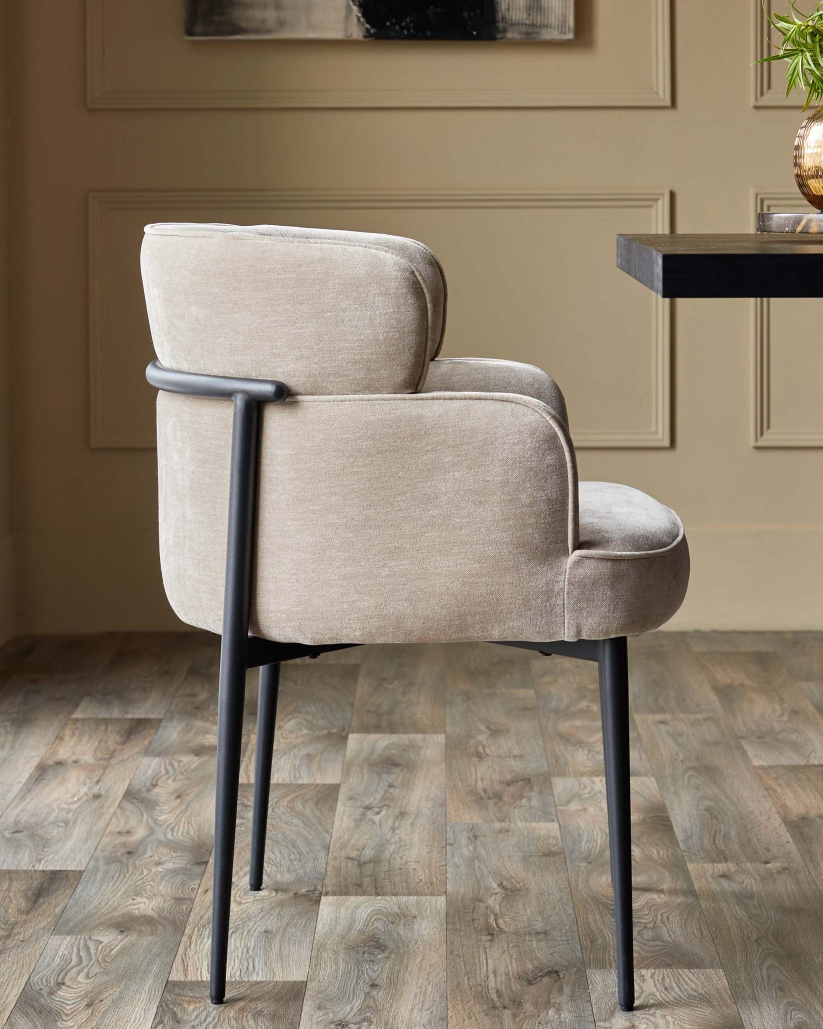 Felix champagne chenille dining chair – Danetti
