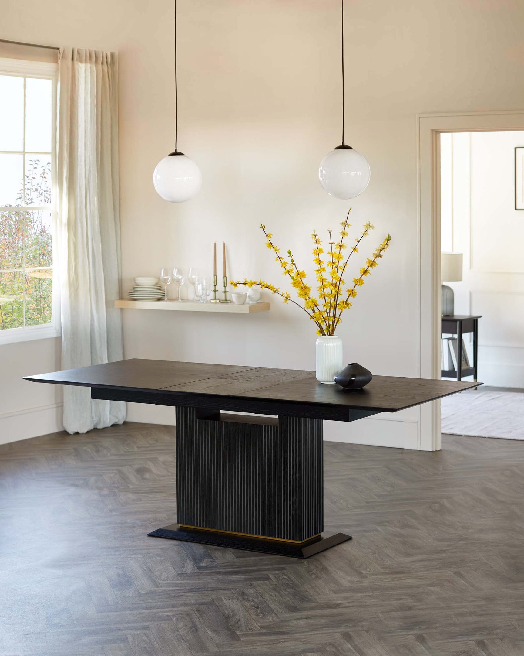 Kai Black Oak Extending 6 to 8 Seater Dining Table – Danetti