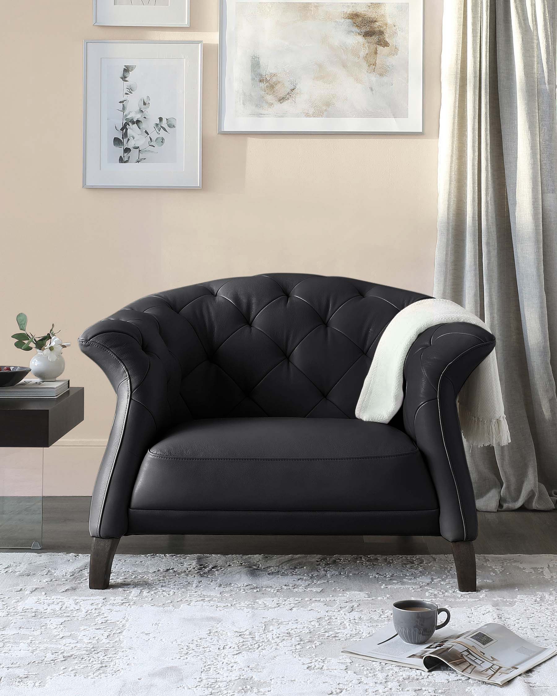 Luxe black leather armchair – Danetti
