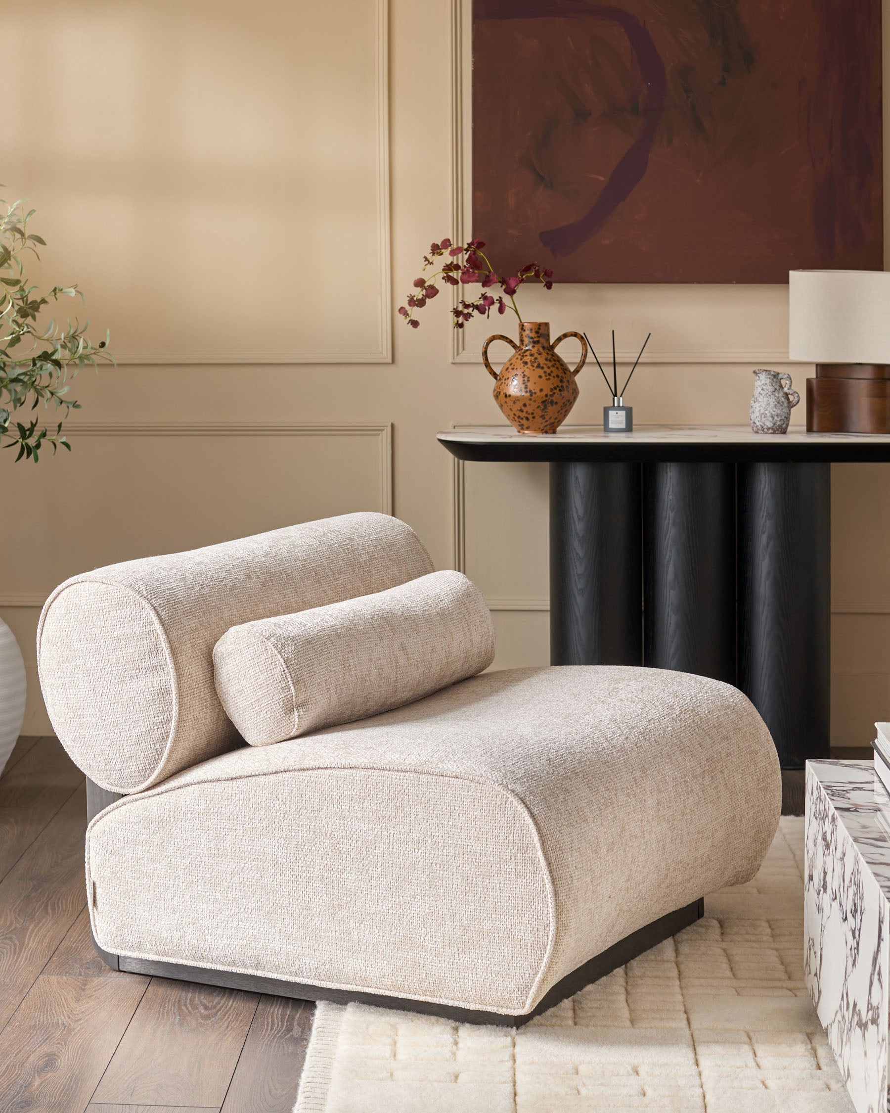 Sofia natural fabric accent chair – Danetti