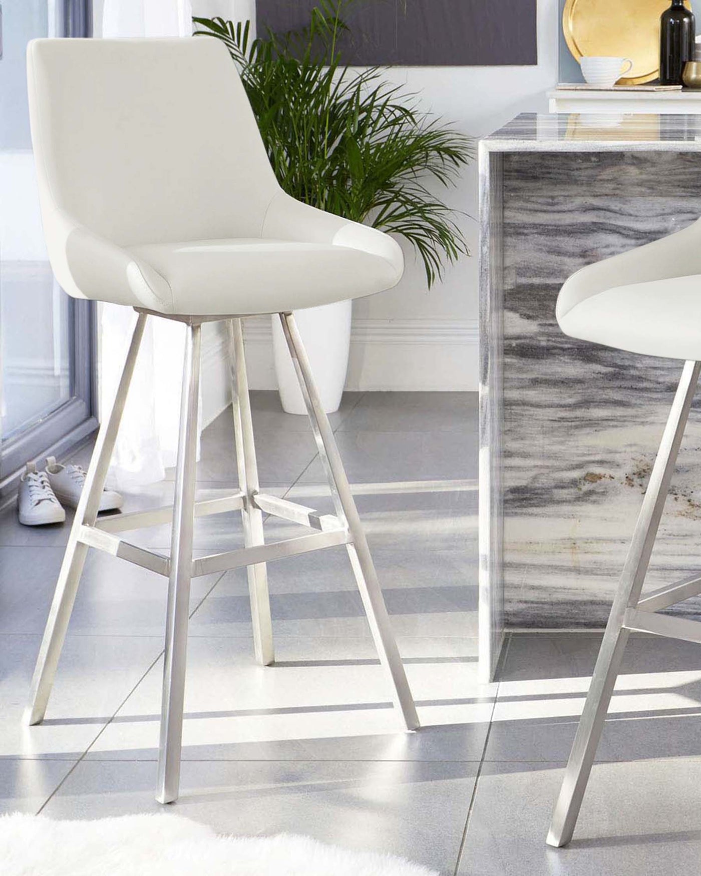 Swivel Bar Stools | Modern & Designer Bar Stools – Danetti