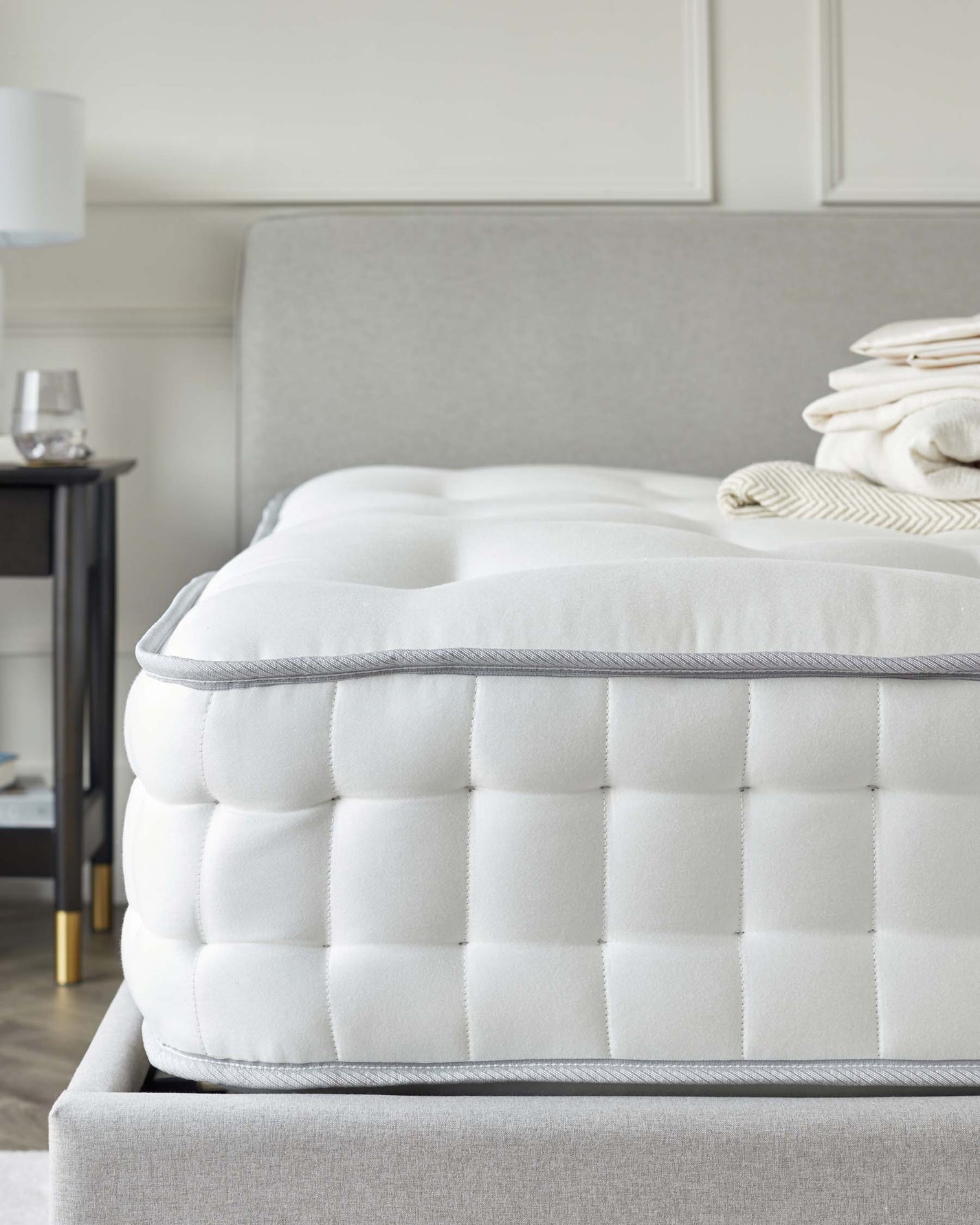 Deluxe Comfort 3000 Pocket Spring Medium King Mattress by Danetti