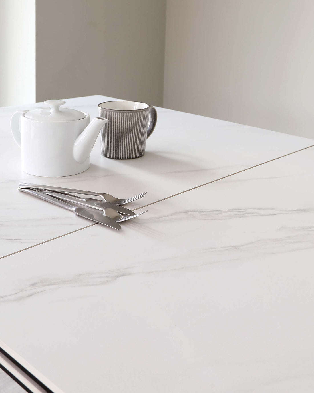 Hayden White Ceramic Marble Extending Dining Table | Danetti