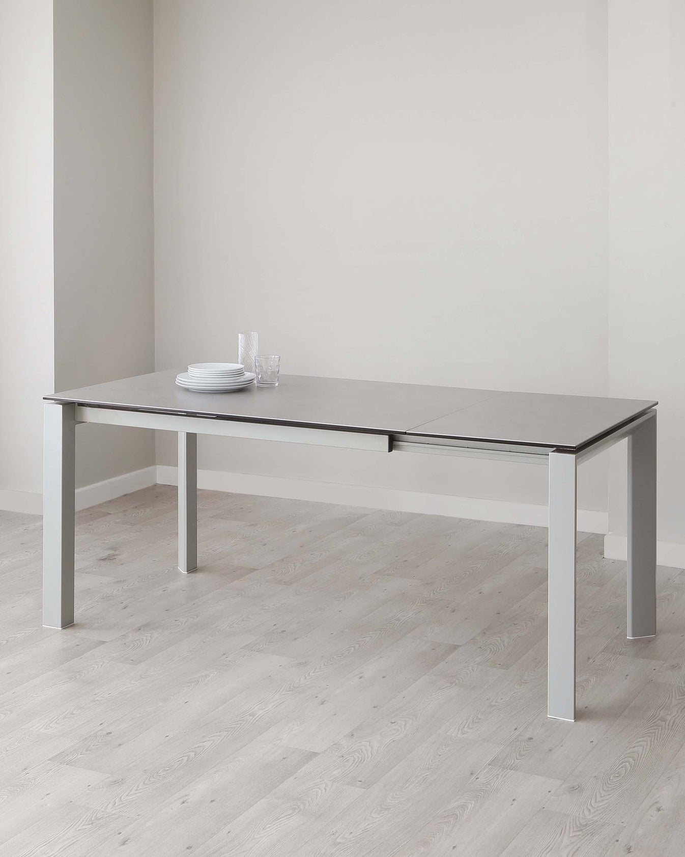 Louis Light Grey Ceramic Extending Dining Table | Danetti