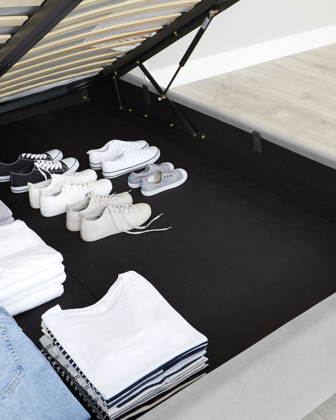 Super King Beds | Modern & Designer Super King Beds – Danetti